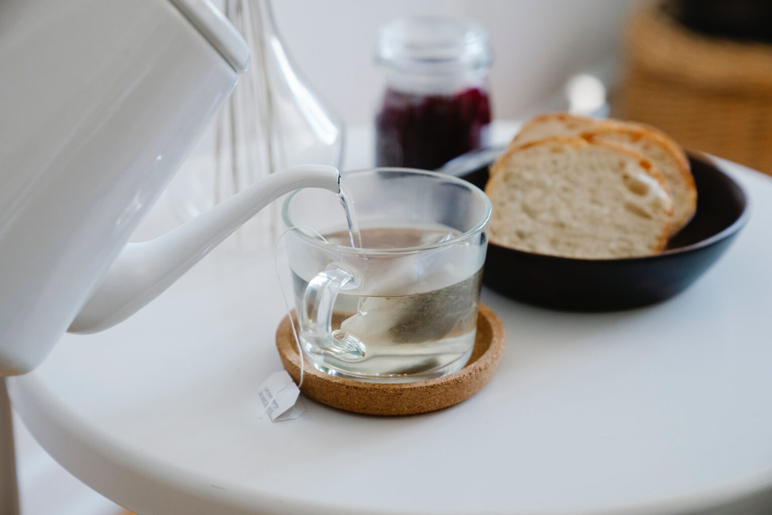 What Temperature Should You Brew Your Tea At? (11 Types)