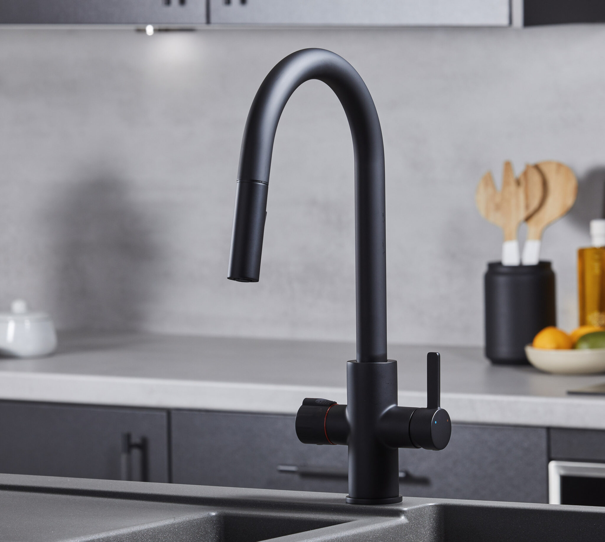 Platinum 4-in-1 Pull-Out Tap: Matt Black - Free Delivery
